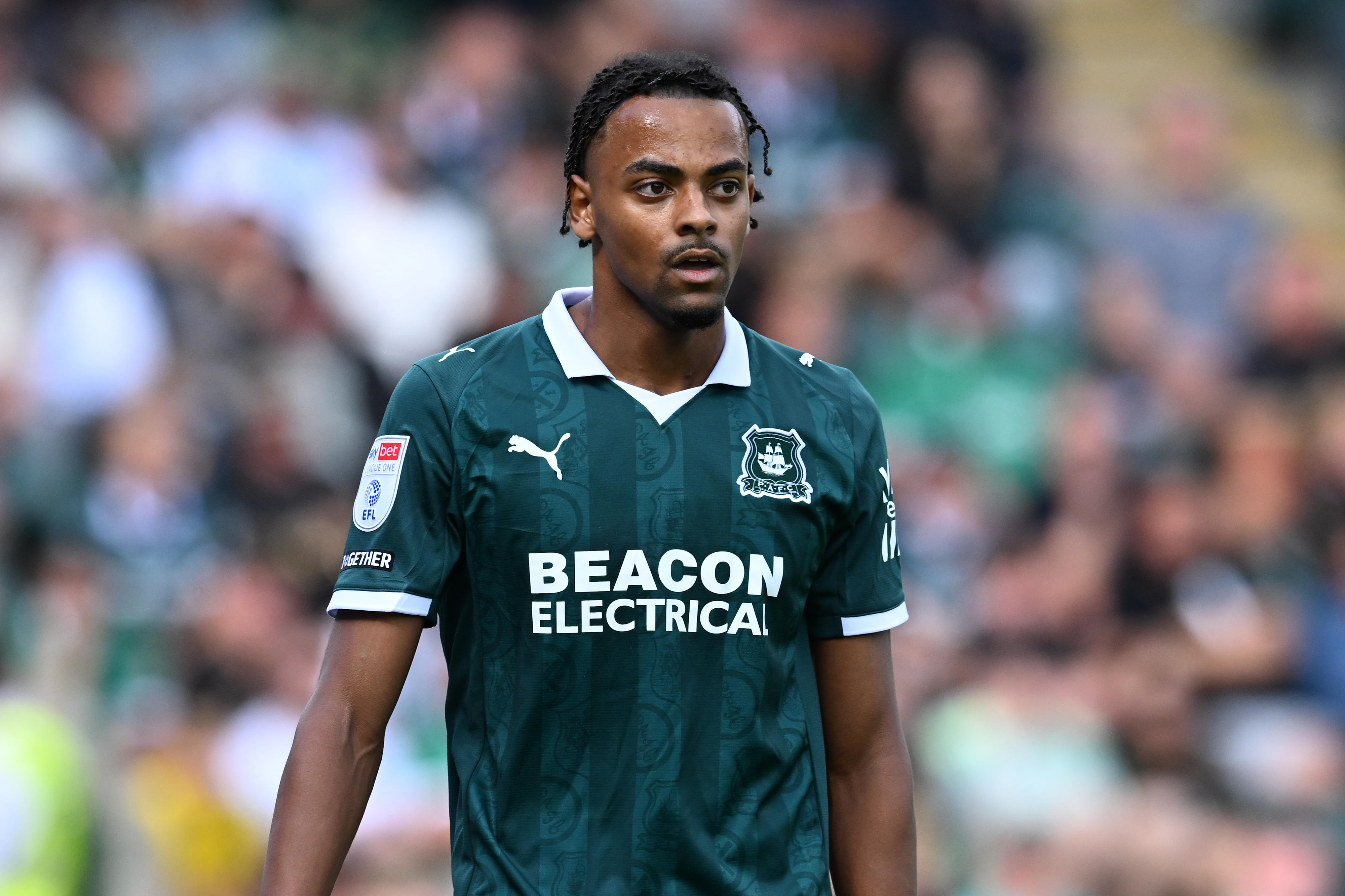 Freddie Issaka loaned to Bristol Rovers | Plymouth Argyle