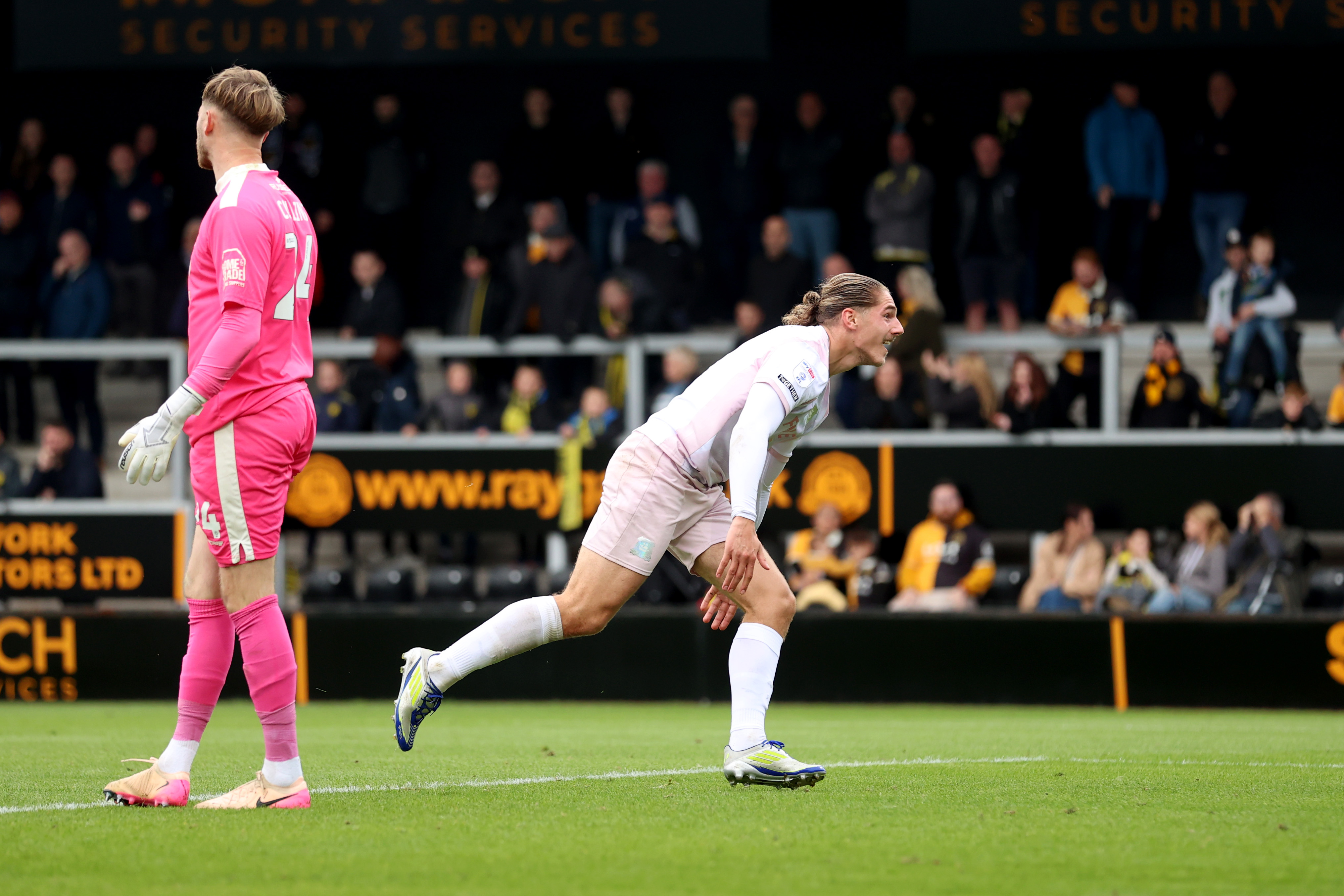 Tolaj named CT1 Player of the Month for September | Plymouth Argyle