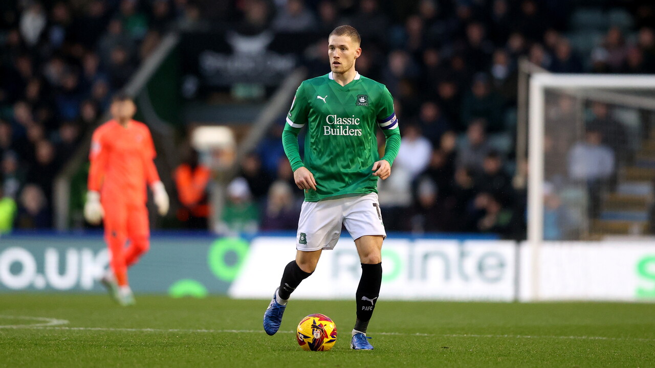 Lewis Gibson signs for Preston North End | Plymouth Argyle