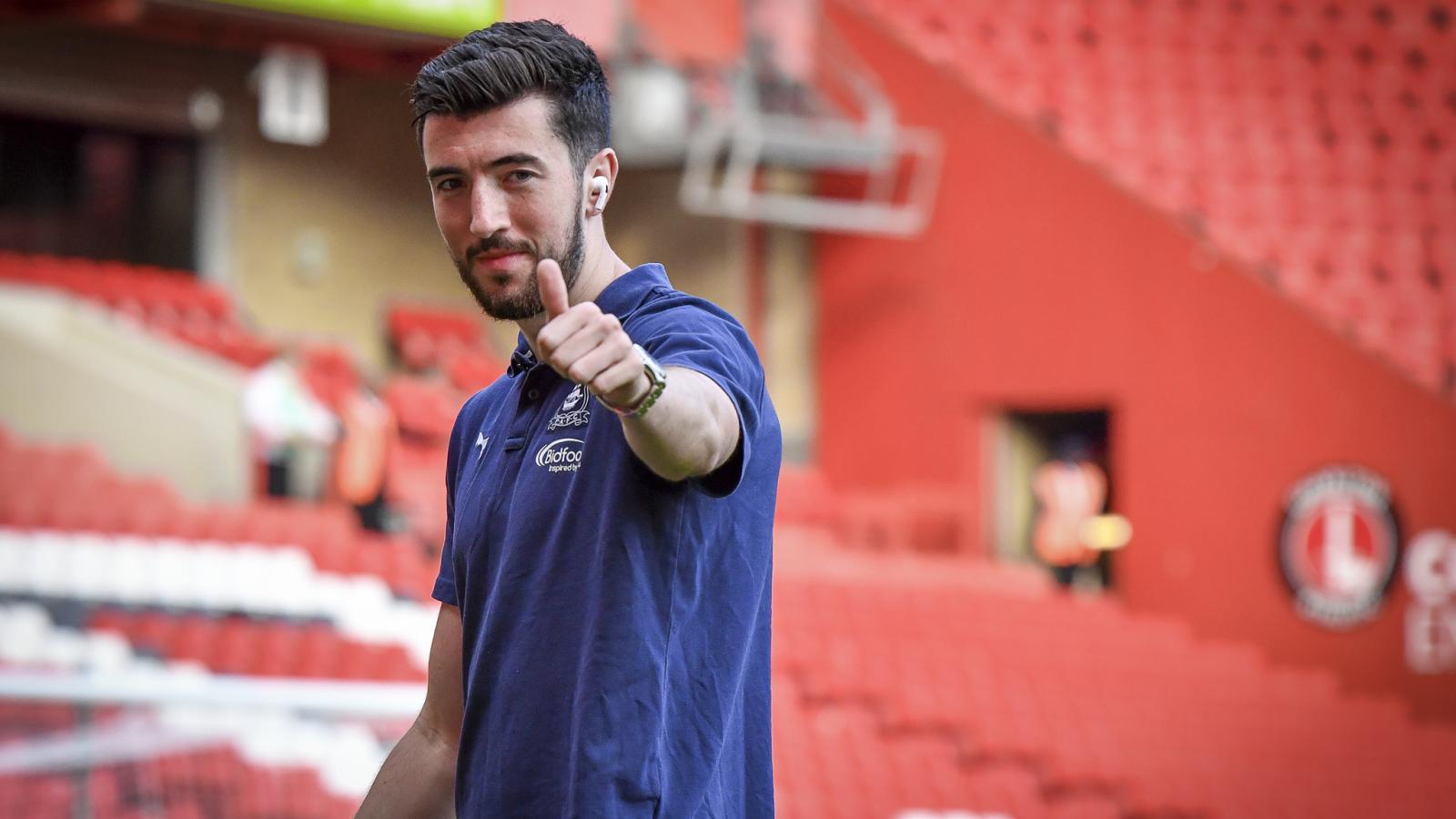 Azaz Signs Off | Plymouth Argyle - PAFC